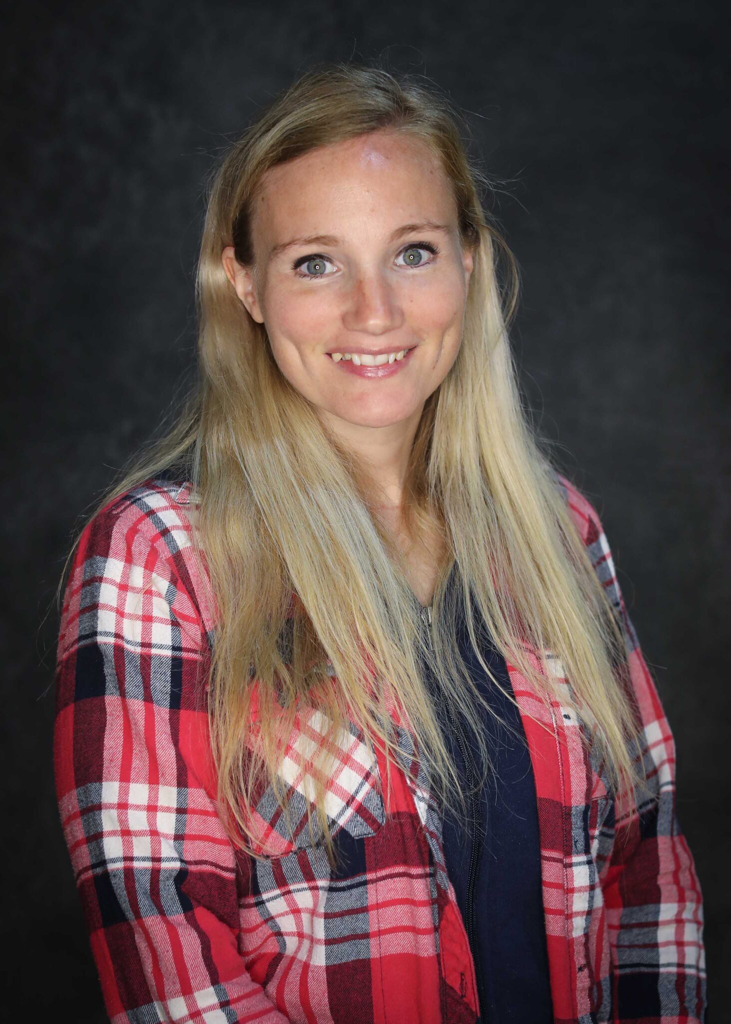 Staff Page – Ashley Leach – Faith Christian School